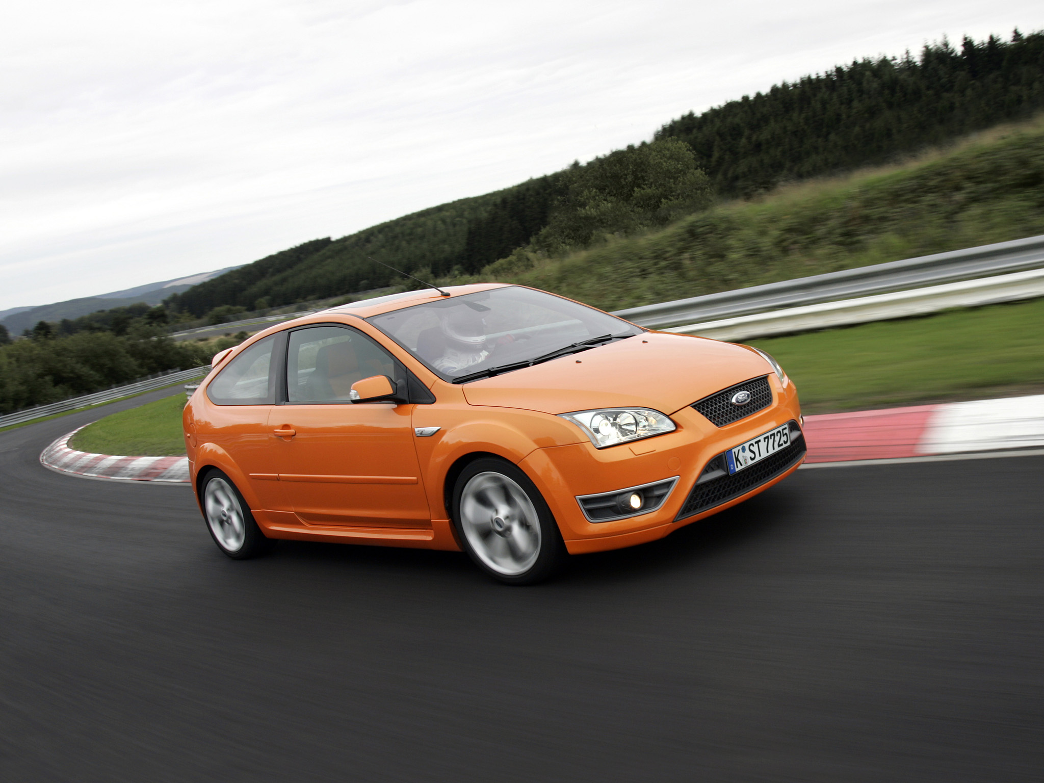 Ford Focus ST 2005 r. Gdzie kryje się jego charakter?